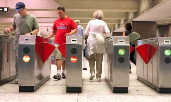 Métro parisien : le rendre plus accessible aux personnes handicapées